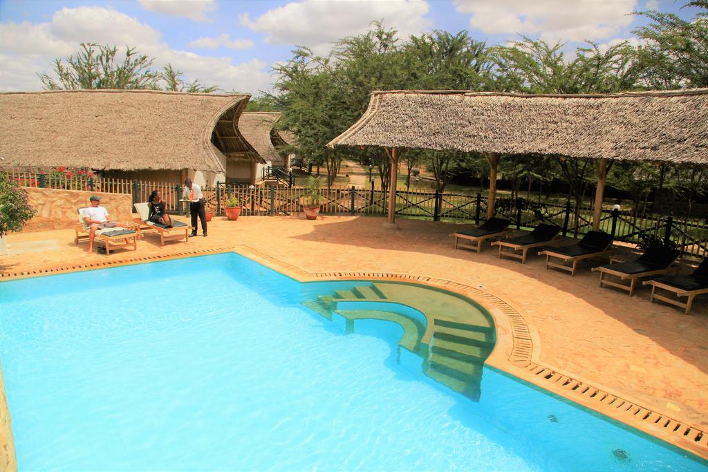 Manyatta Camp | Tsavo National Park Accommodation
