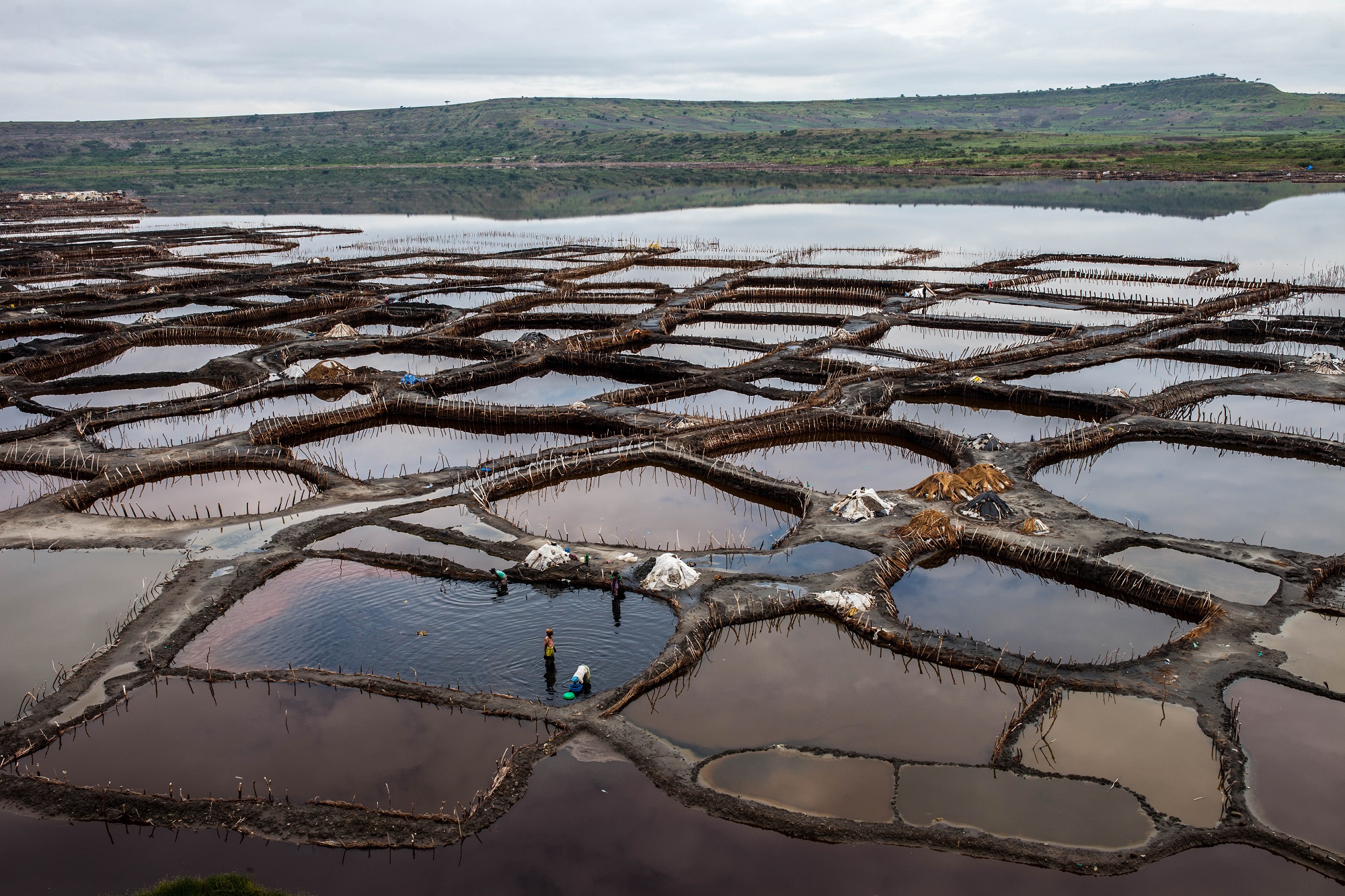 Salt Mining in Lake Katwe | Uganda Wildlife Tours | Uganda Safaris